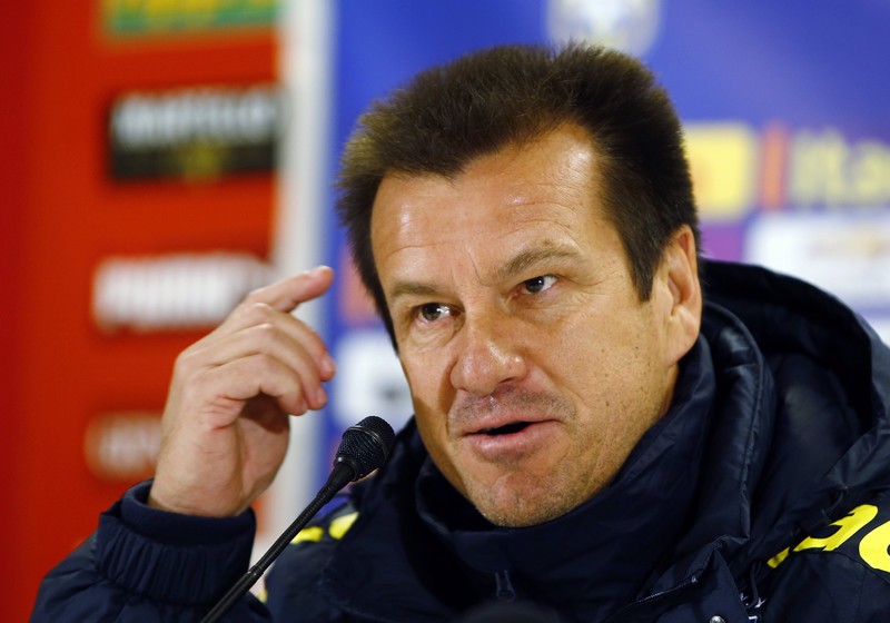 Dunga signs with Chevrolet - SportsPro